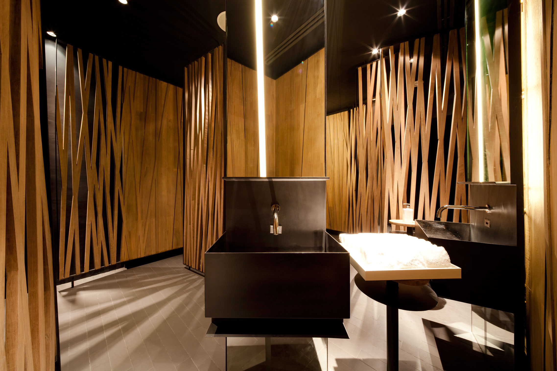 泰国芭堤雅希尔顿酒店’Edge’餐厅 Hilton Pattaya : ‘Edge’ Restaurant by Department ...