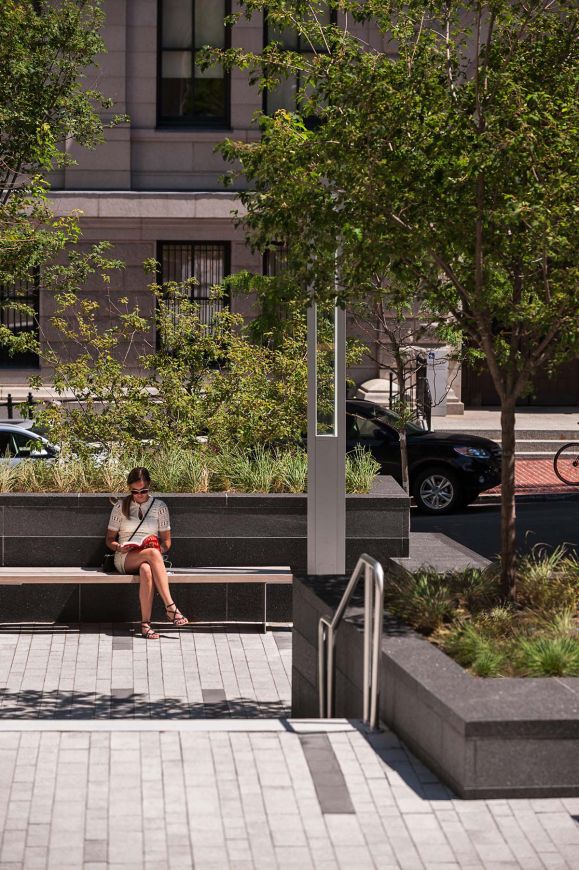 Roemer Plaza – Suffolk University by KMDG – mooool