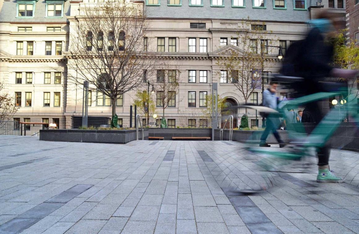 Roemer Plaza – Suffolk University by KMDG – mooool