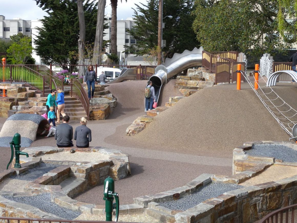 Lafayette Park Playground by Miller Company Landscape Architects – mooool