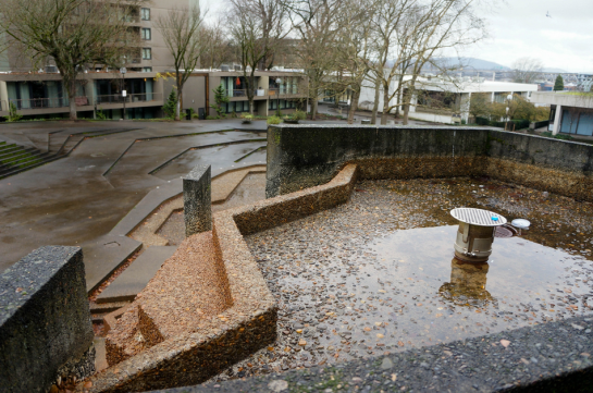 Lovejoy Fountain Park by Lawrence Halprin – mooool