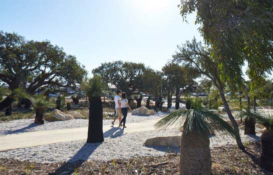 Yanchep Golf Estate Entry Pocket Park by PLACE Laboratory – mooool
