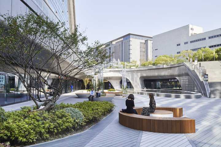 SKYBRIDGE HQ LANDSCAPE RENOVATION by TOA – mooool
