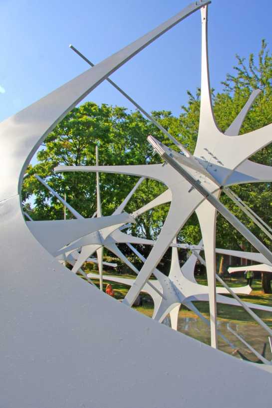 Triumph Pavilion 2015: Sky Pavilion by Nonscale Co – mooool