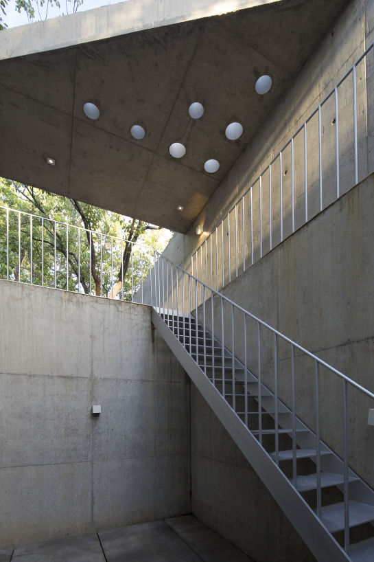 Floationg Courtyard by TAOA – mooool