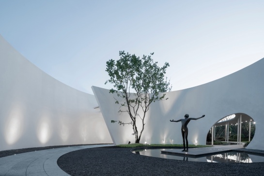 Risesun Lushan Mansion, Chongqing by MW’LANDSCAPE ARCHIECTURE – mooool