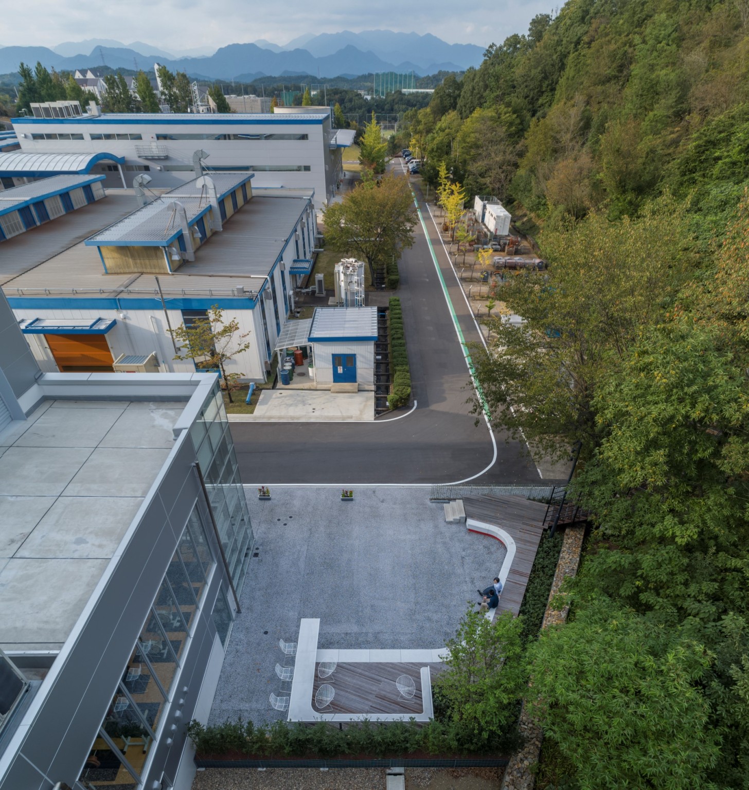 Nabeya Bi-tech Kaisha by SfG landscape architects Inc. – mooool