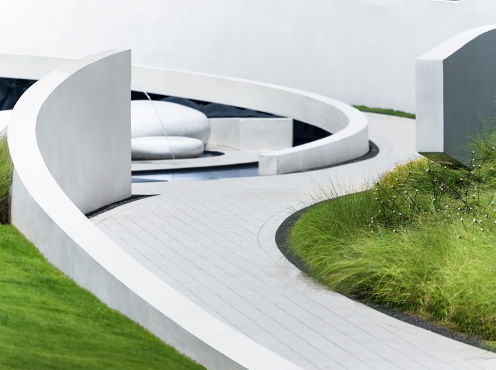 Guangdong Heyuan Jiangwan Huguang Seal by Bonjing Landscape – mooool