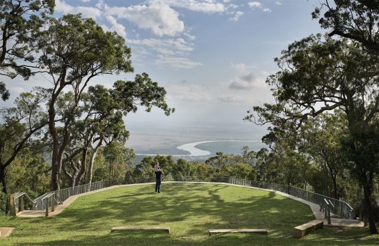 Fraser Park, Mt Archer by Design+Architecture – mooool