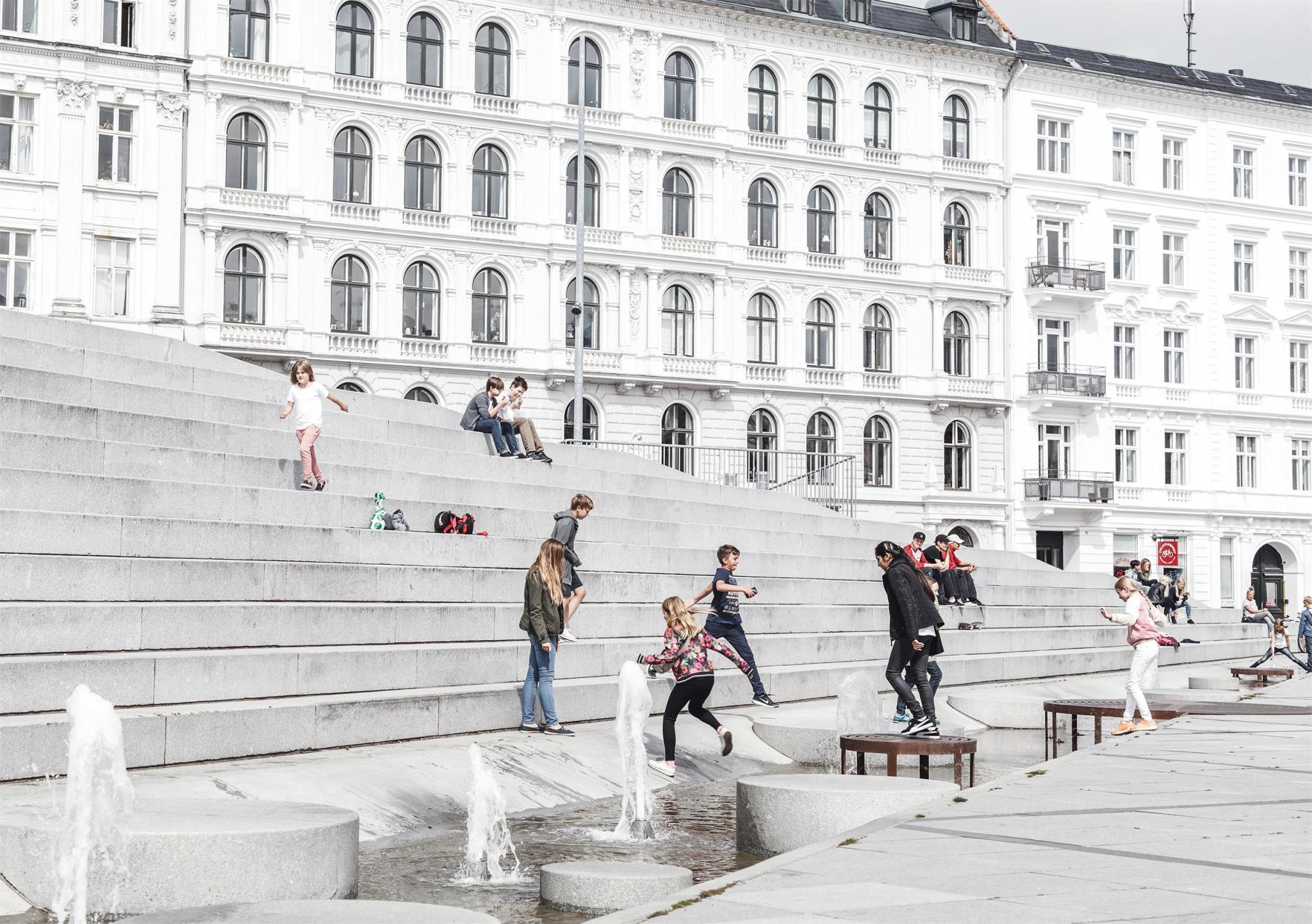 以色列广场，哥本哈根的变迁史 / Cobe + Sweco Architects – mooool木藕设计网