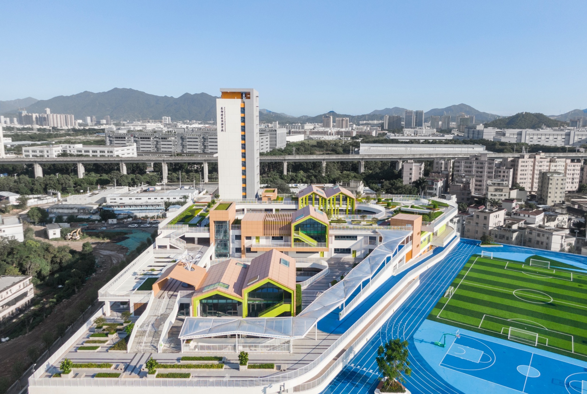 Shenzhen·Eastern Bay Area Experimental School by Jeffrey Design – mooool