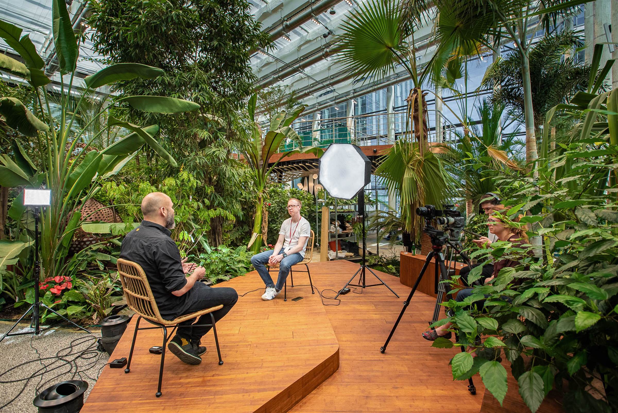 OLIVIA GARDEN FIRST EXOTIC WORKPLACE GARDEN by Malinowski Design Urban ...