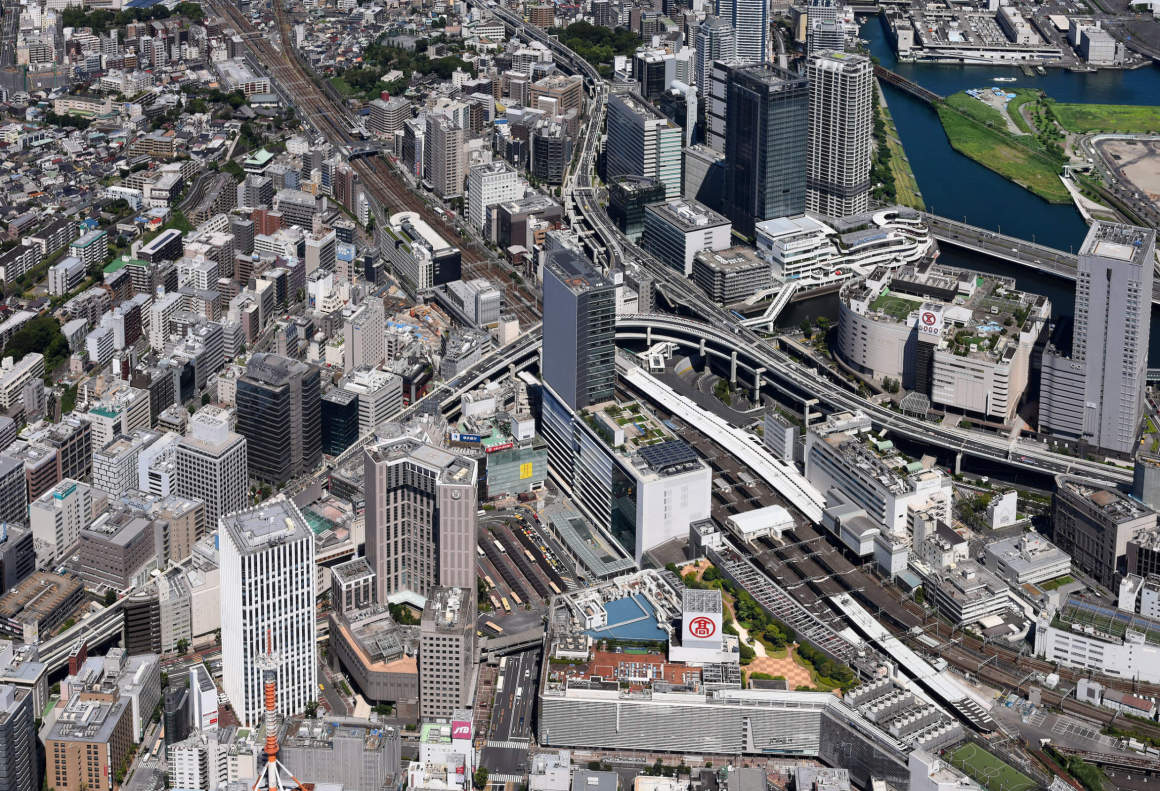 JR Yokohama Tower by STGK Inc. – mooool