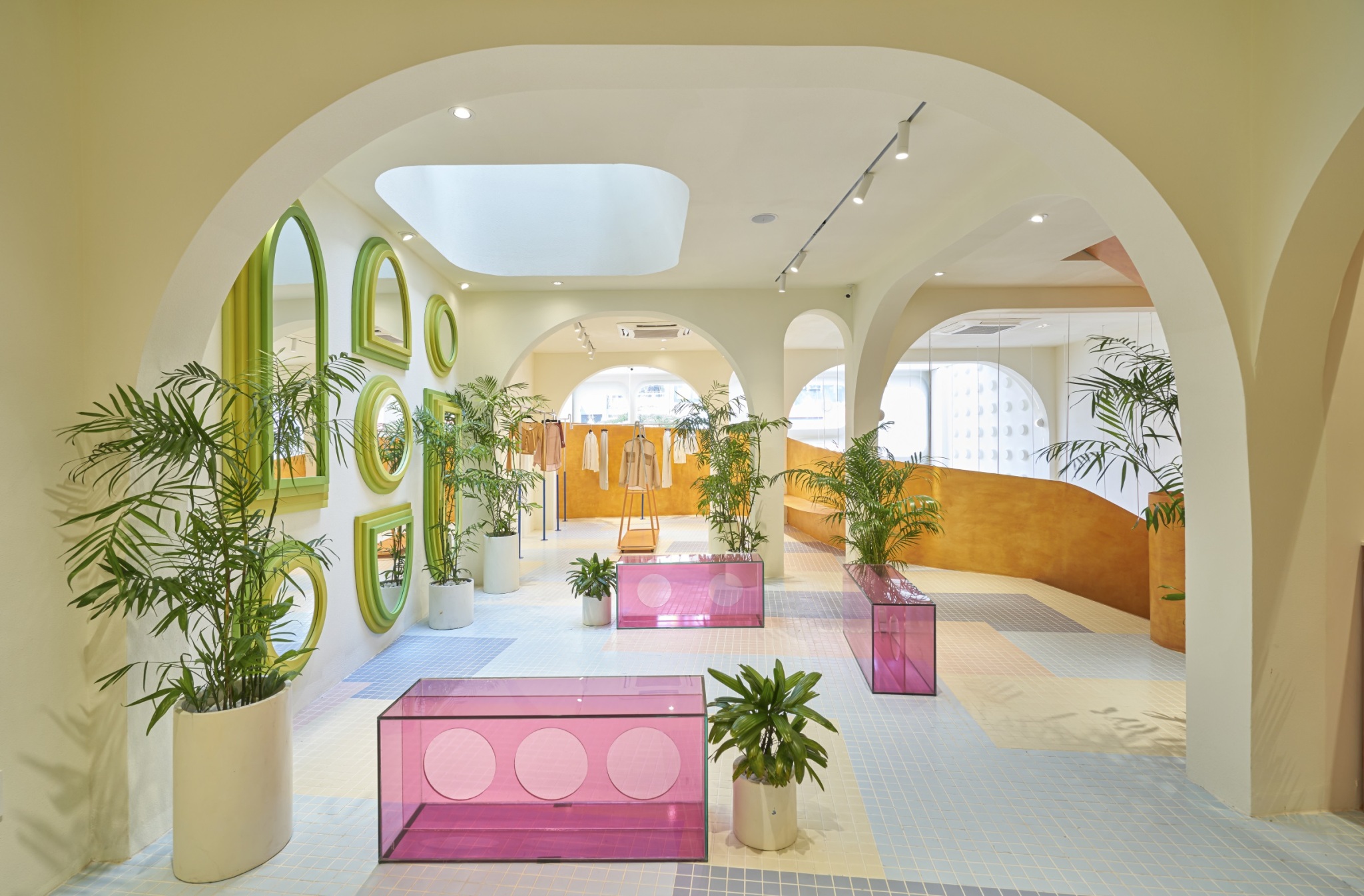 Libe Flagship by Red5studio – mooool