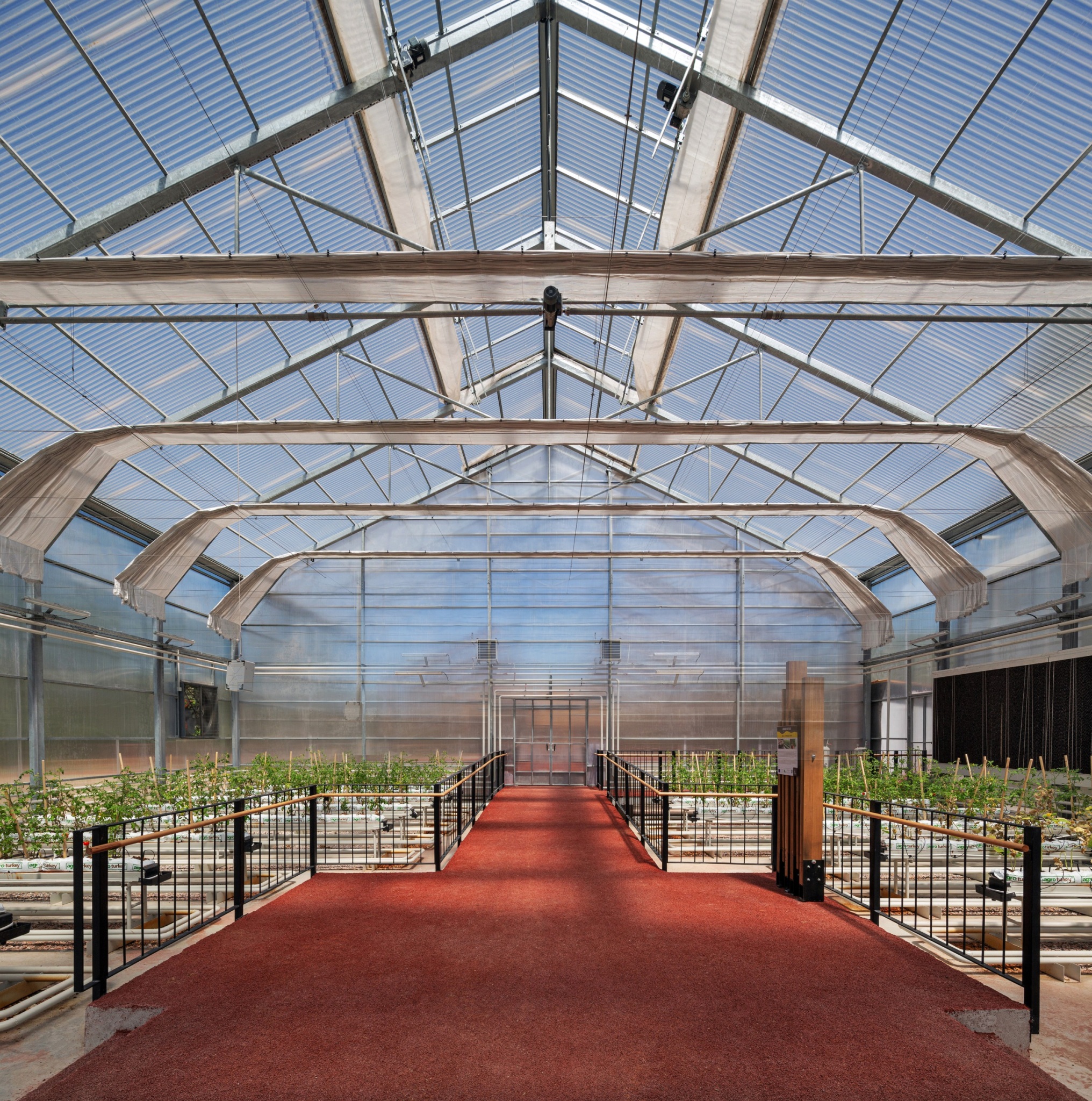 İzmir Agriculture Development Center – Sasali Biolab by Mert Uslu ...