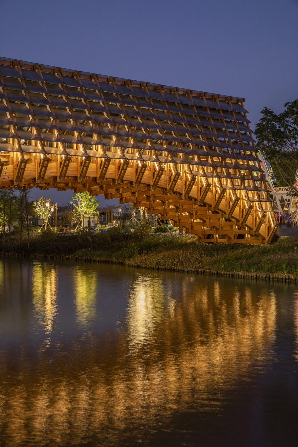 Timber Bridge In Gulou Waterfront By LUO Studio – mooool
