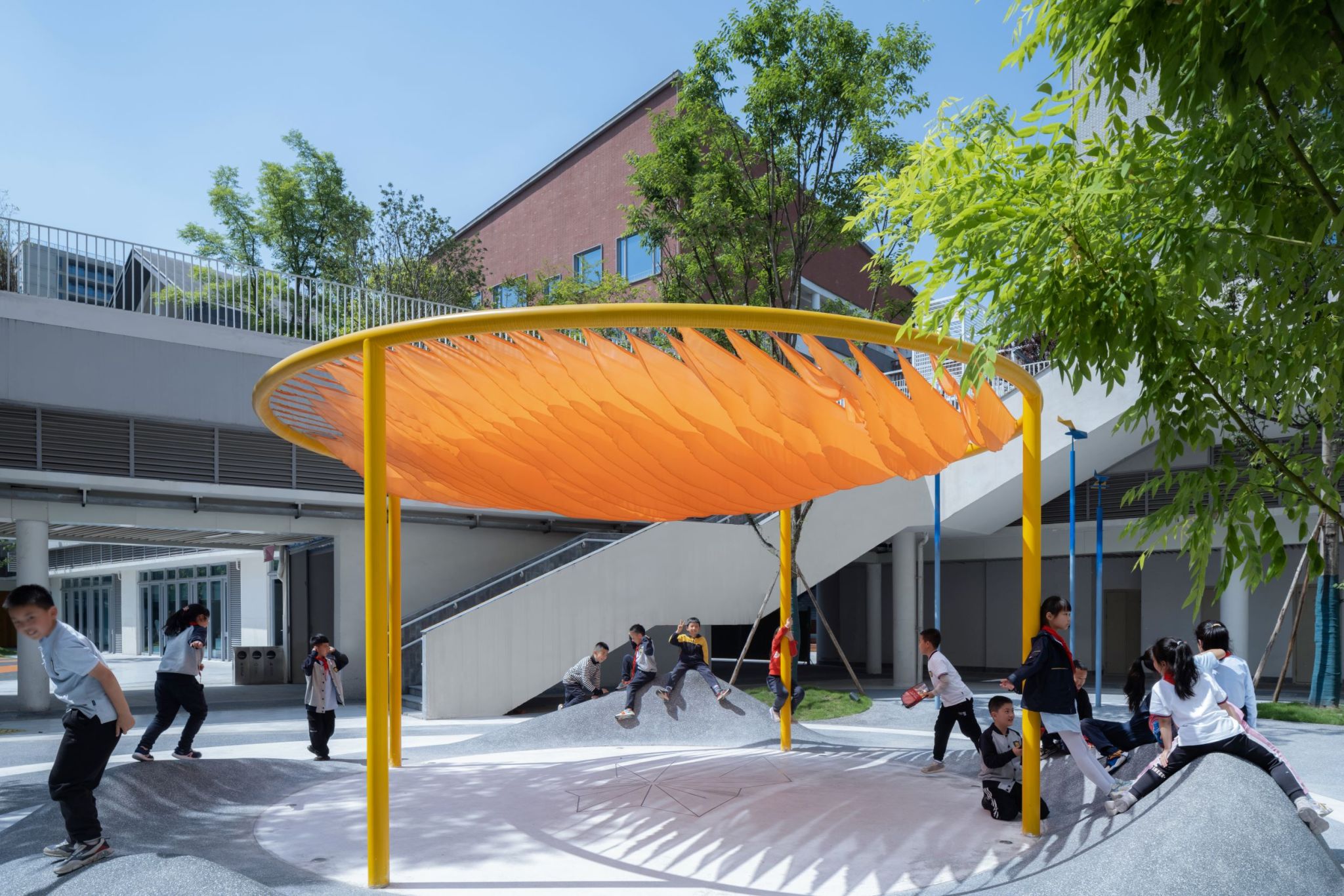 Chongqing Liangjiang Peoples Primary School Landscape Renovation Design ...