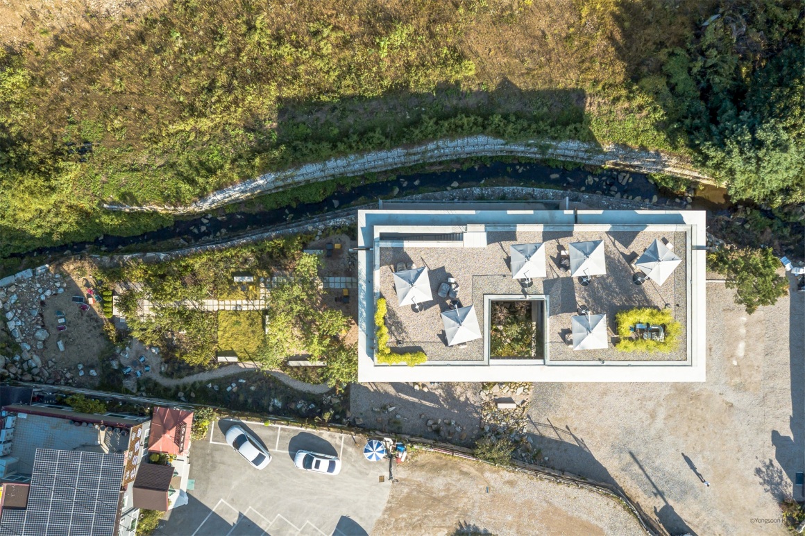 Cafe Pooak Design Build By lab D+H – mooool