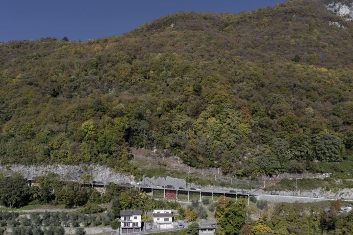 Vertical Garden by enrico sassi architetto – mooool