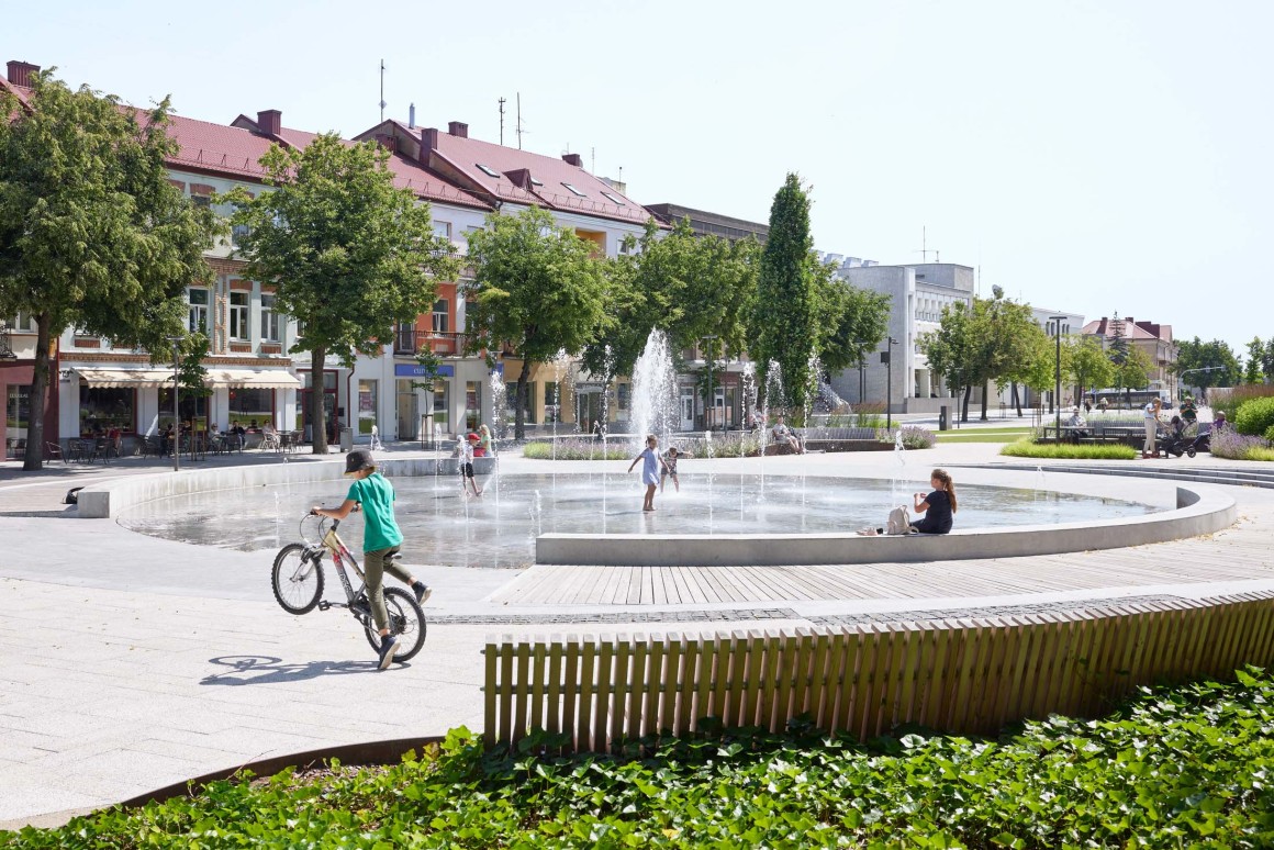 Freedom square in Panevėžys by 501 architects – mooool