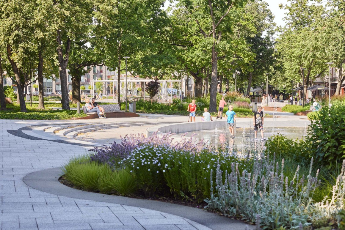 Freedom square in Panevėžys by 501 architects – mooool