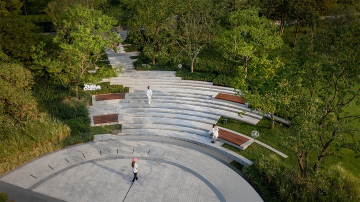 Display Area of Yuexiu Property · The imperial Pearl by City ...