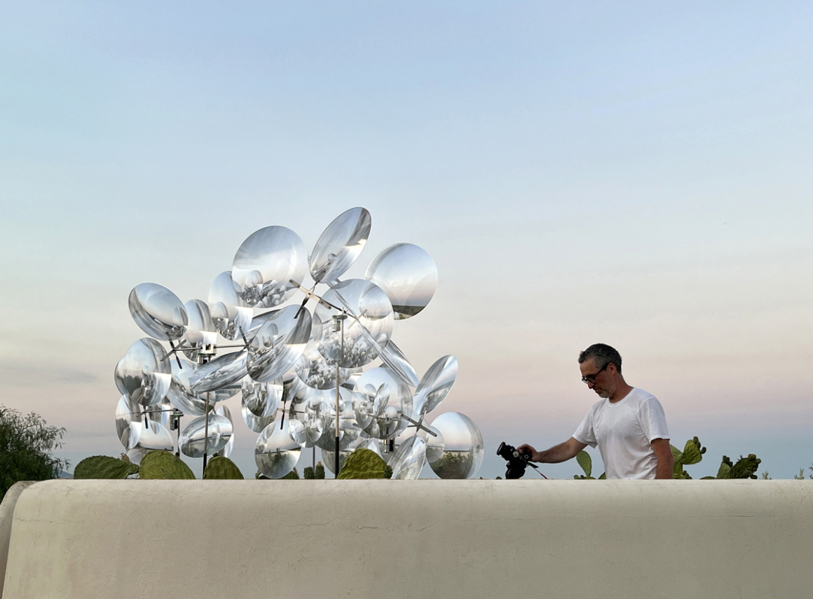 Lens Cloud by Vincent Leroy – mooool