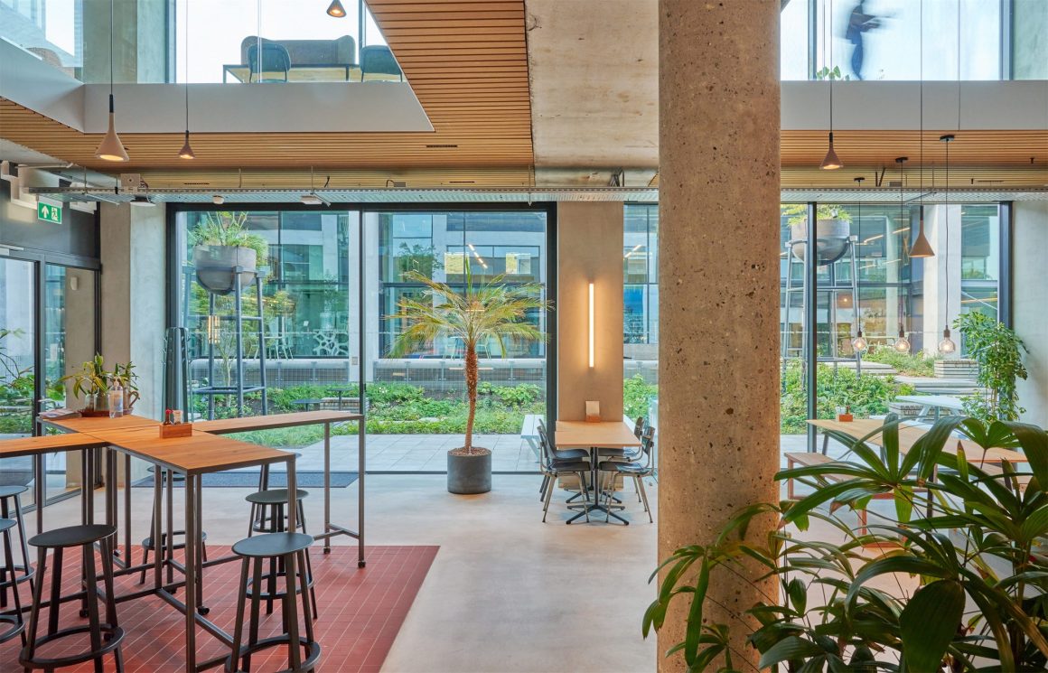 Lieven de Key总部办公空间改造 / Studioninedots – mooool木藕设计网