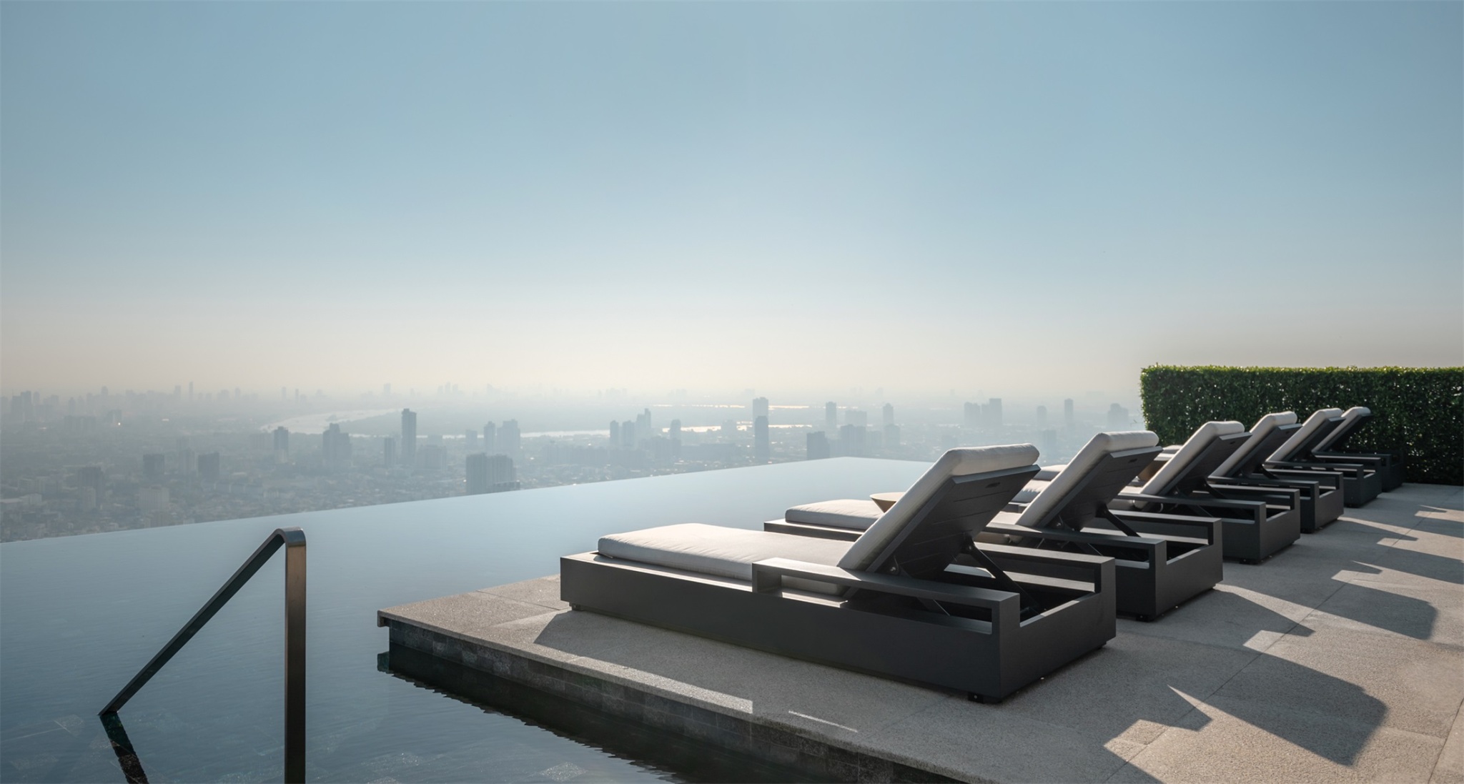 曼谷四季私人公寓天空泳池 / Landscape Tectonix Limited – mooool木藕设计网