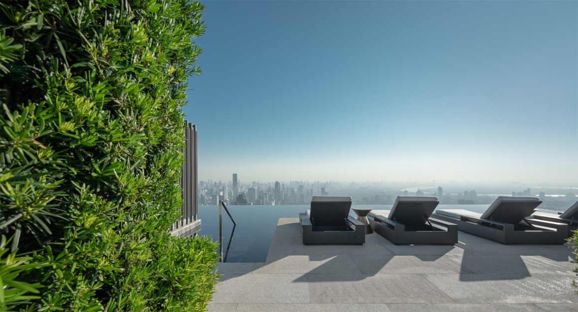 Four Seasons Private Residences Bangkok (Sky Pool) by Landscape Tectonix Limited – mooool