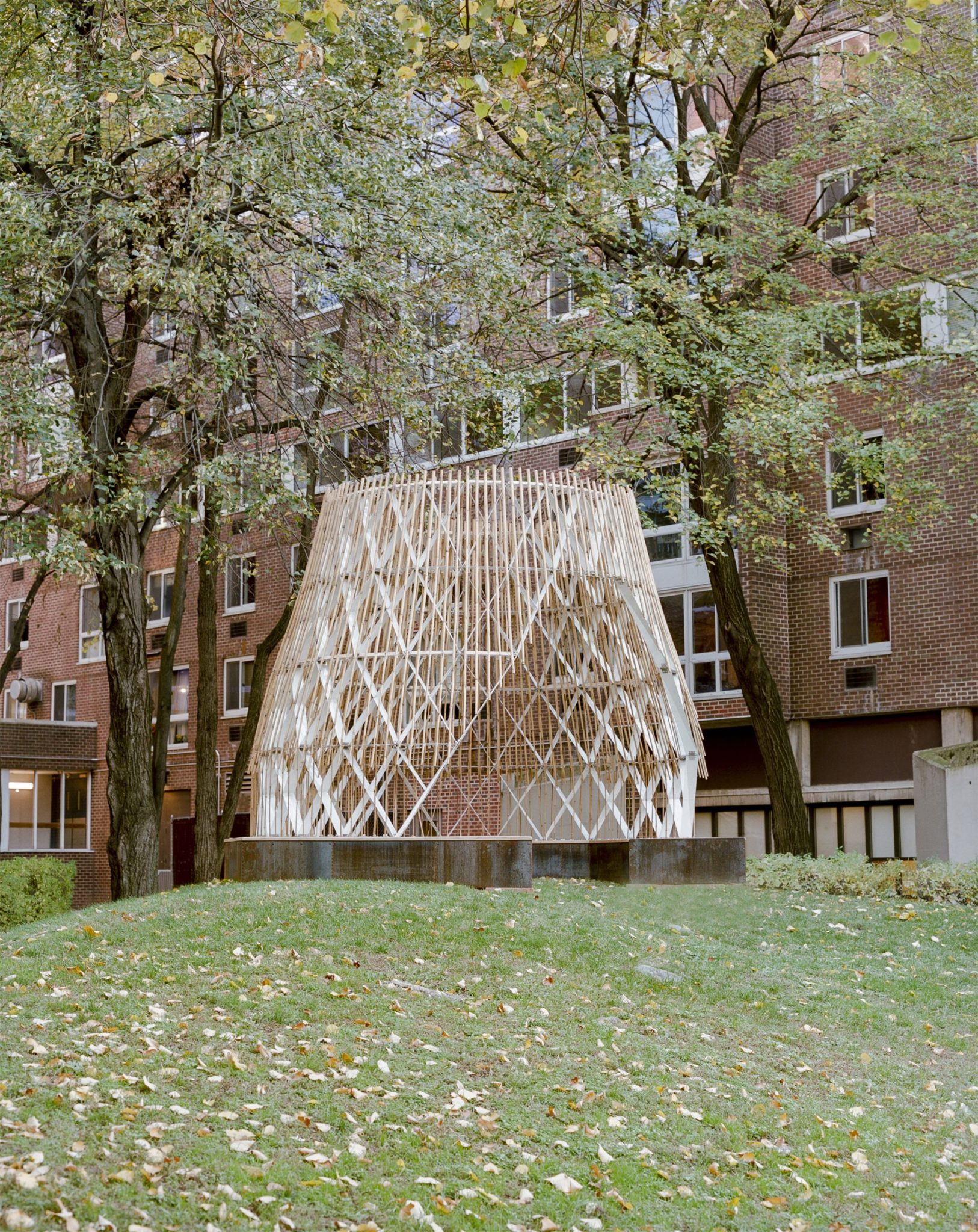 校园中的户外阅读室+感官室 / SAW. EARTH – mooool木藕设计网