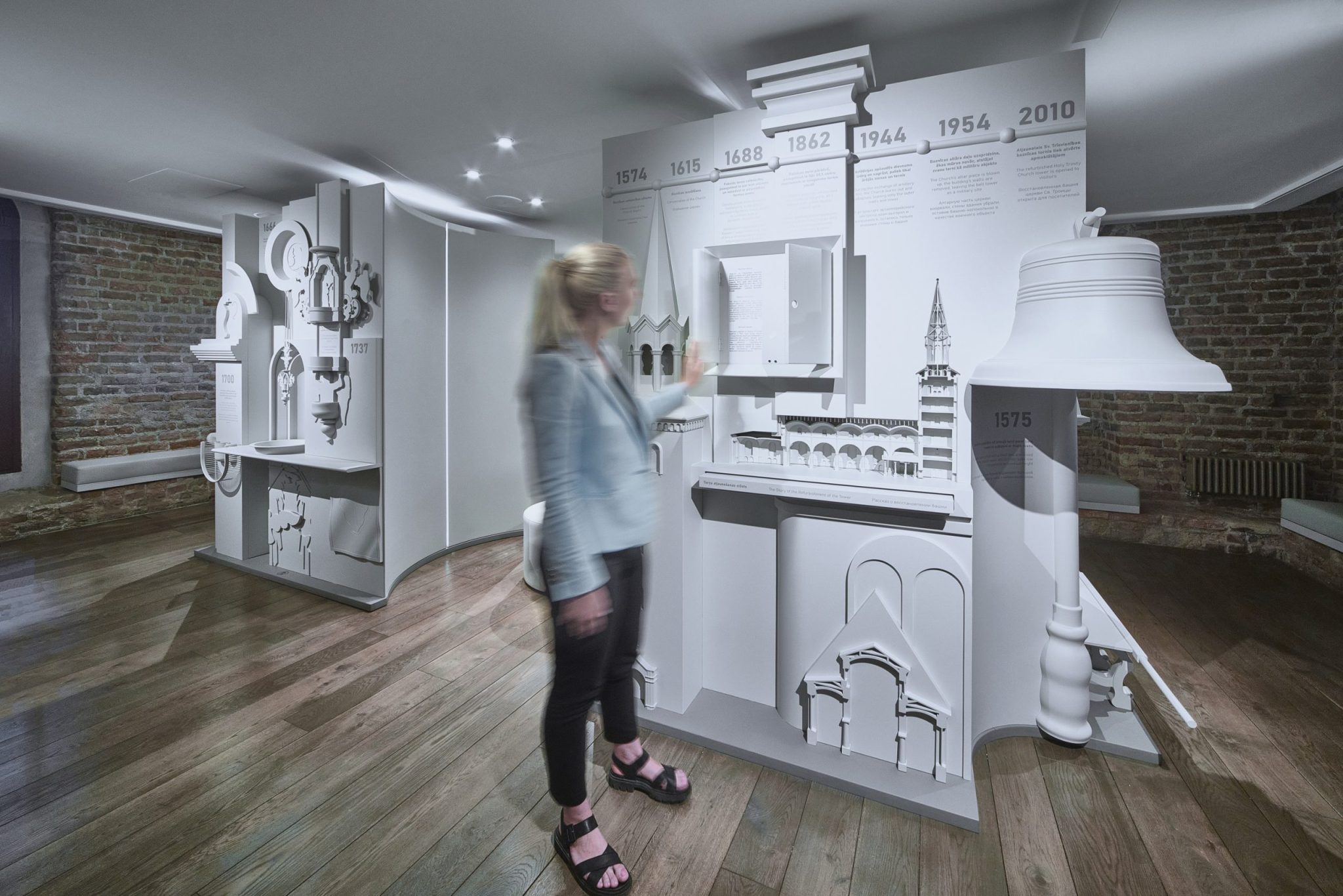 Exposition Dual Reality by DJA – mooool