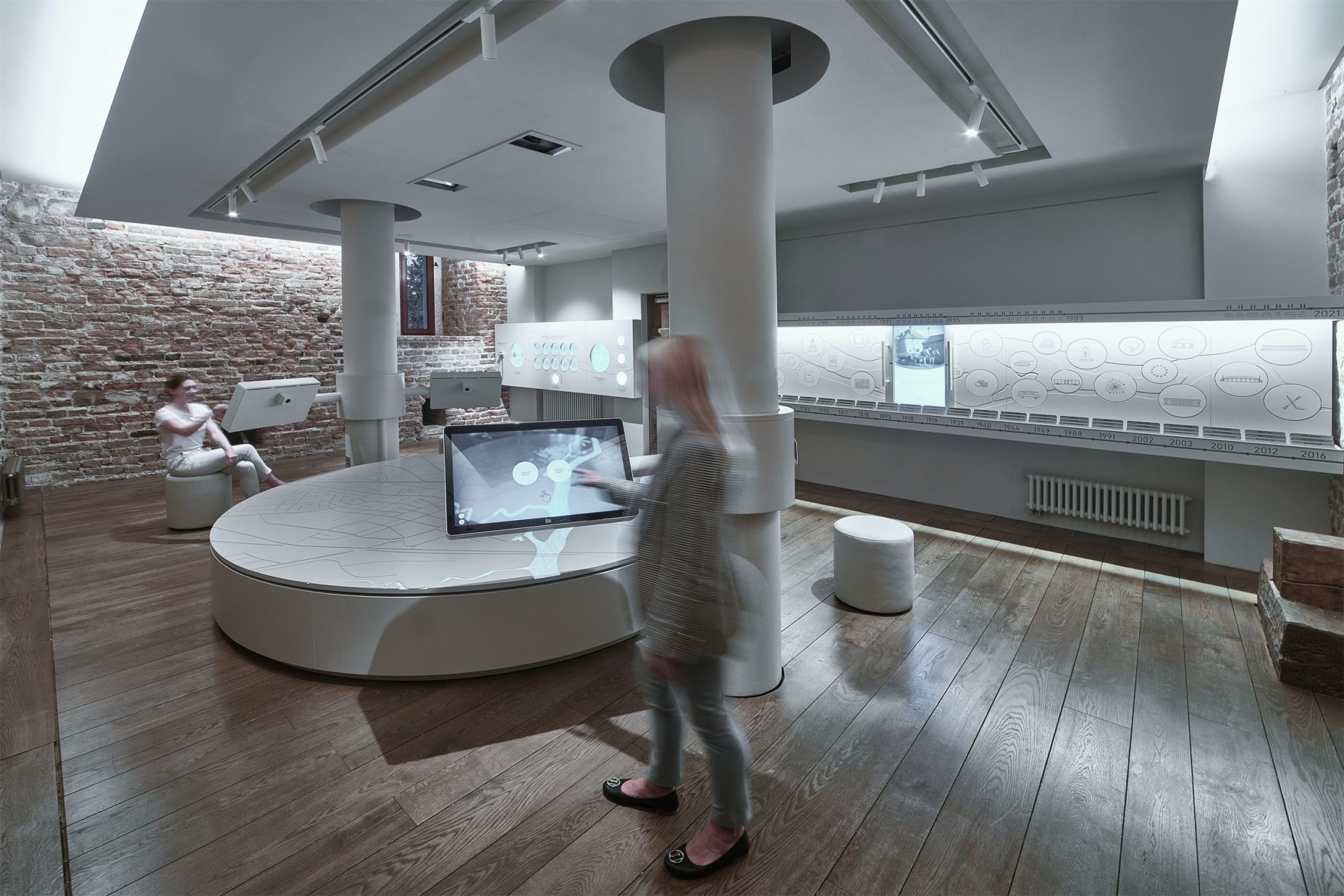 拉脱维亚，历史与现实双重展览 / DJA – mooool木藕设计网