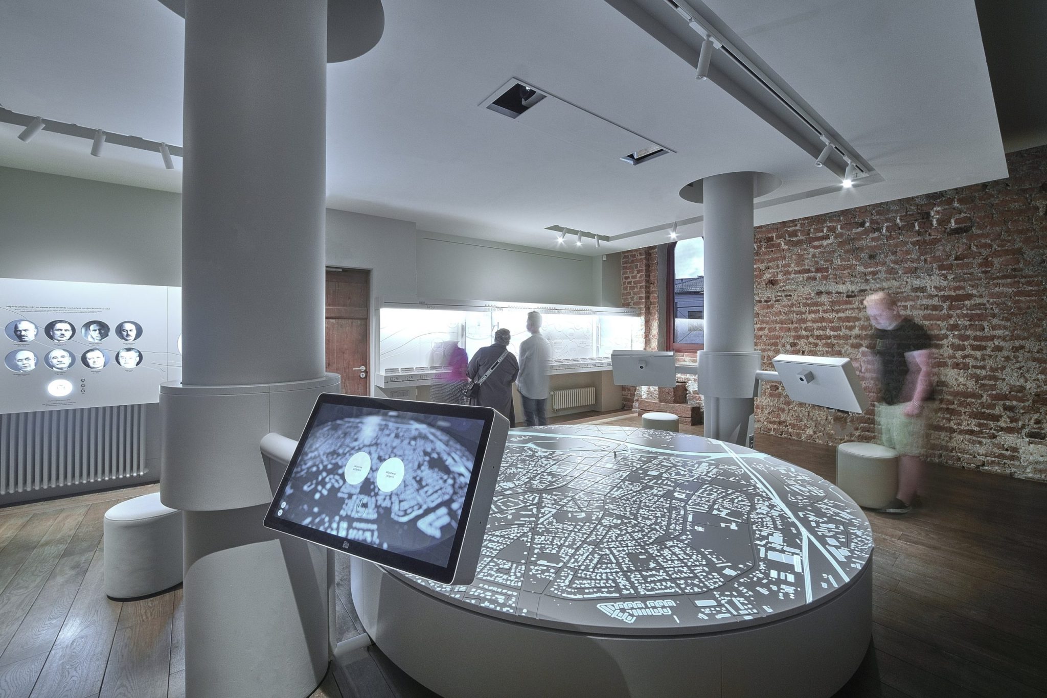 拉脱维亚，历史与现实双重展览 / DJA – mooool木藕设计网