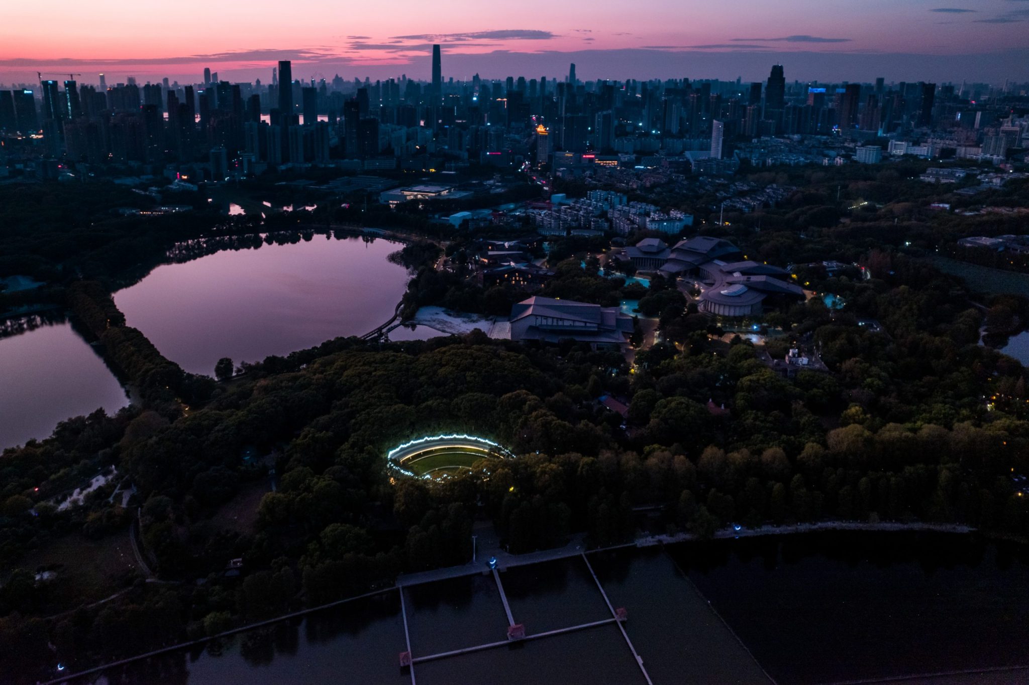 The Heart of East Lake, the poetics of nature and space – Deyou ...