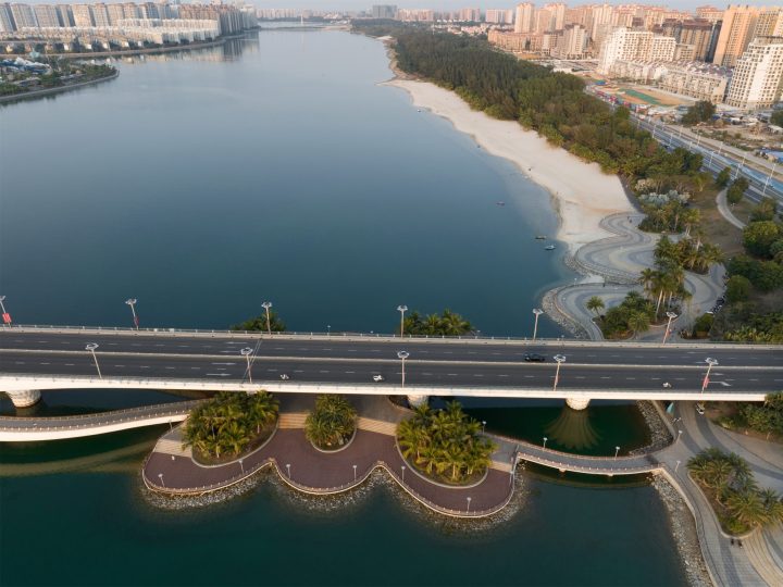 Landscape Bridge of No.1 Haihua Island, Danzhou City, Hainan Province ...