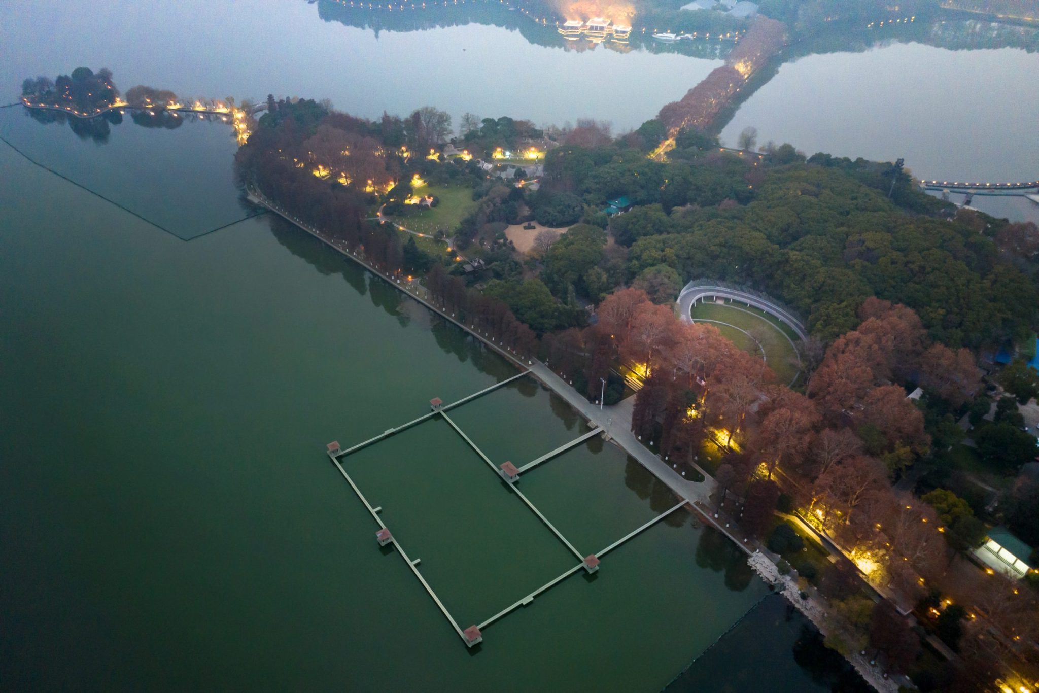 The Heart of East Lake, the poetics of nature and space – Deyou ...