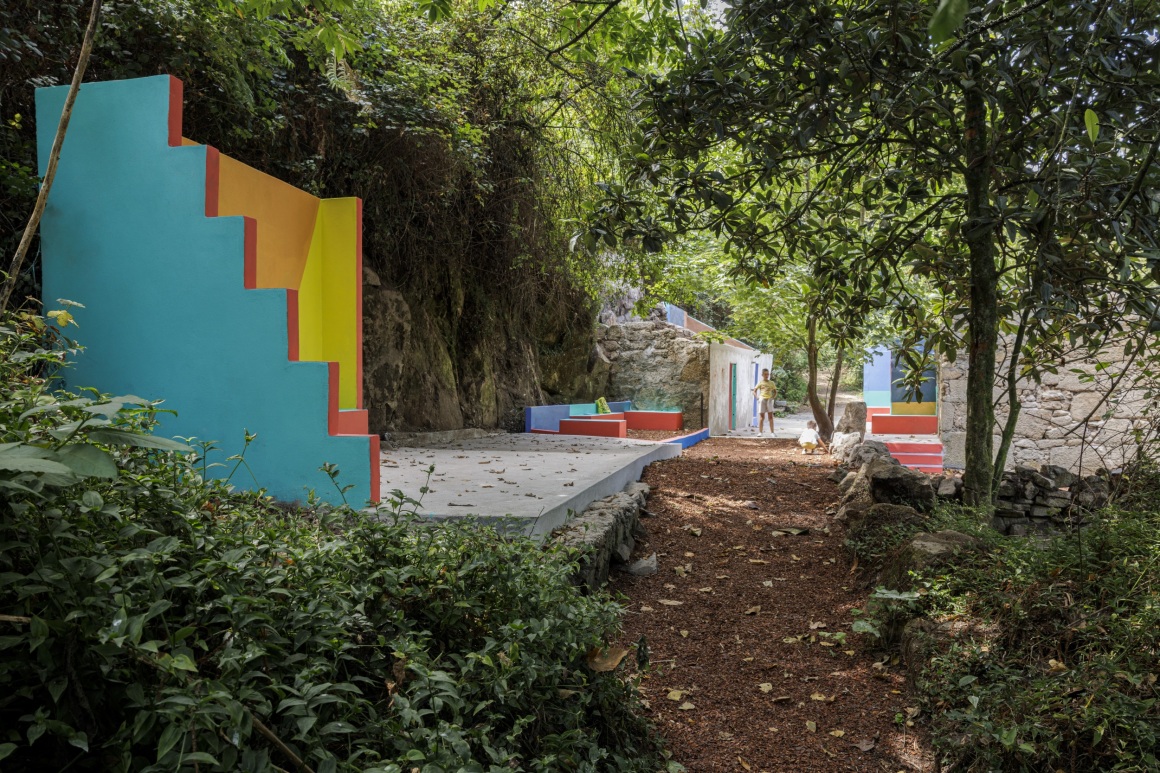 低成本改造，一条连接建筑、艺术与自然的步道 / paulo moreira architectures + Verkron – mooool木藕设计网