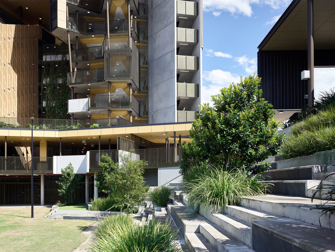 Fortitude Valley State Secondary College by Arcadia Landscape ...