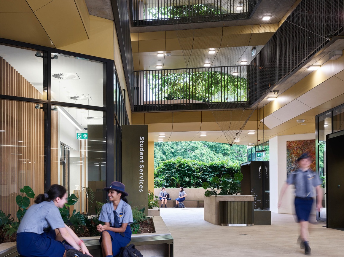 Fortitude Valley State Secondary College by Arcadia Landscape ...