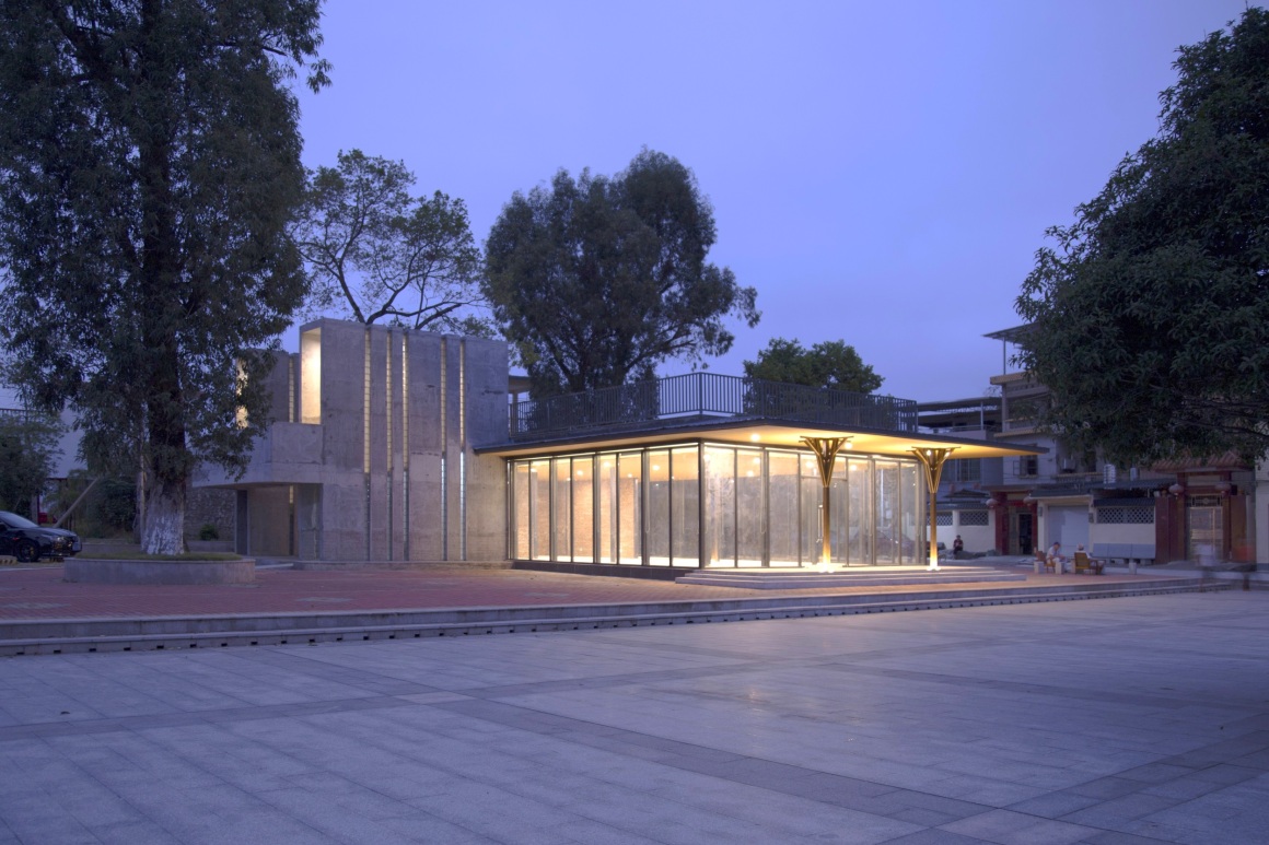 一个与树木共生的房子 ——广东连南石泉山小游客中心 / 共生建筑设计 – mooool木藕设计网