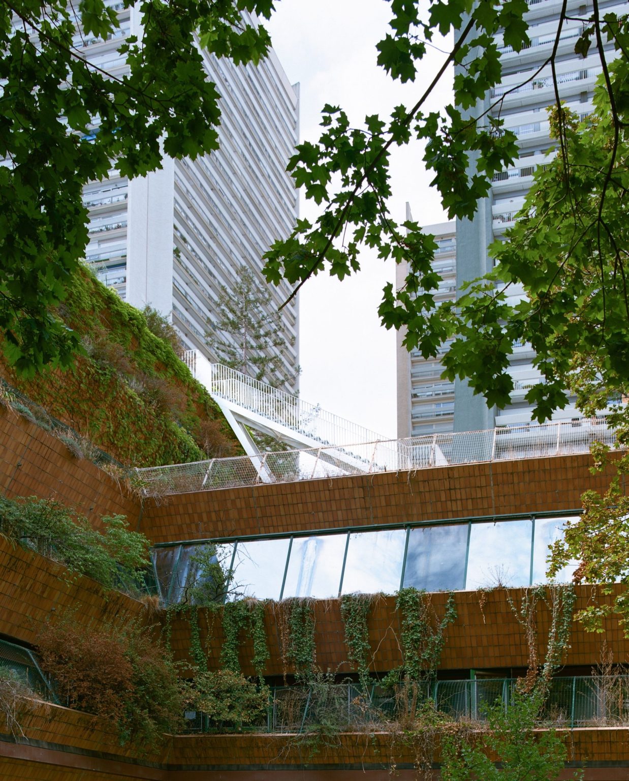 连接城市的另一界面，屋顶上的观景楼梯 / Bertrand Taquet Architectes – mooool木藕设计网