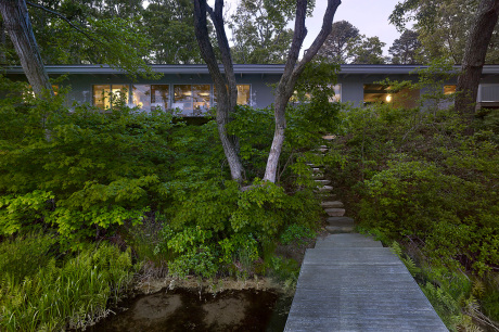 Make Historical Building into a Peaceful Living Space by Integrating ...