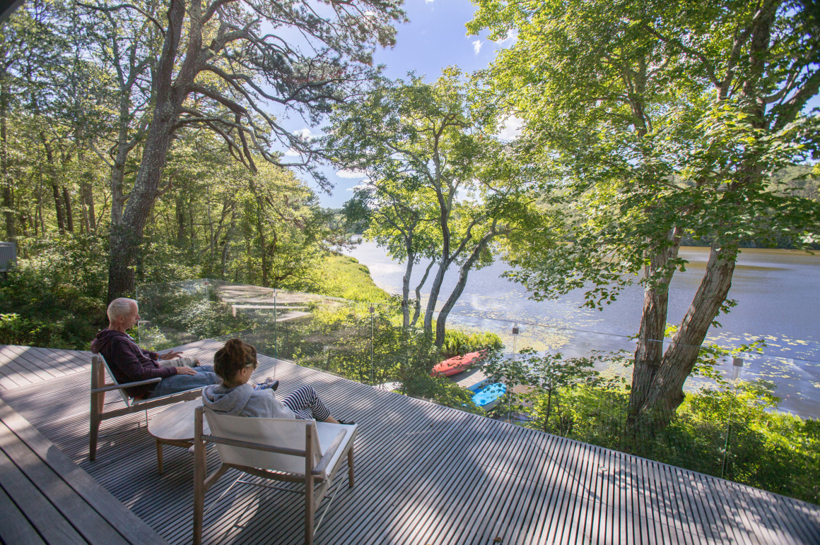 Make Historical Building into a Peaceful Living Space by Integrating ...