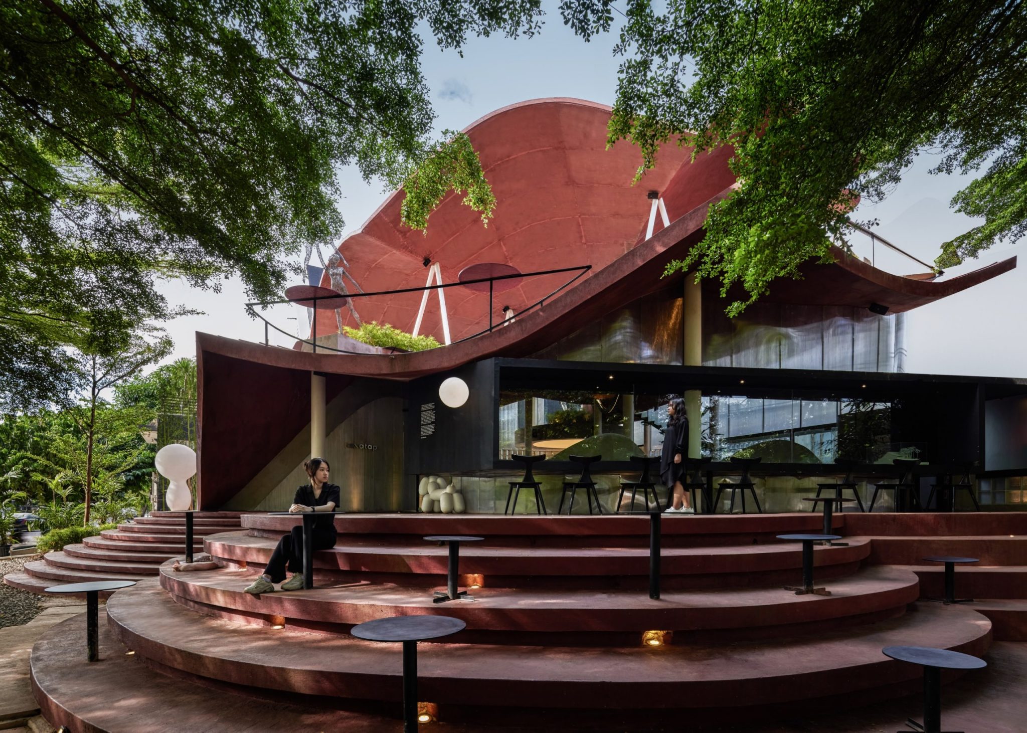 Tanatap树冠花园咖啡馆&餐厅 / RAD+ar – mooool木藕设计网
