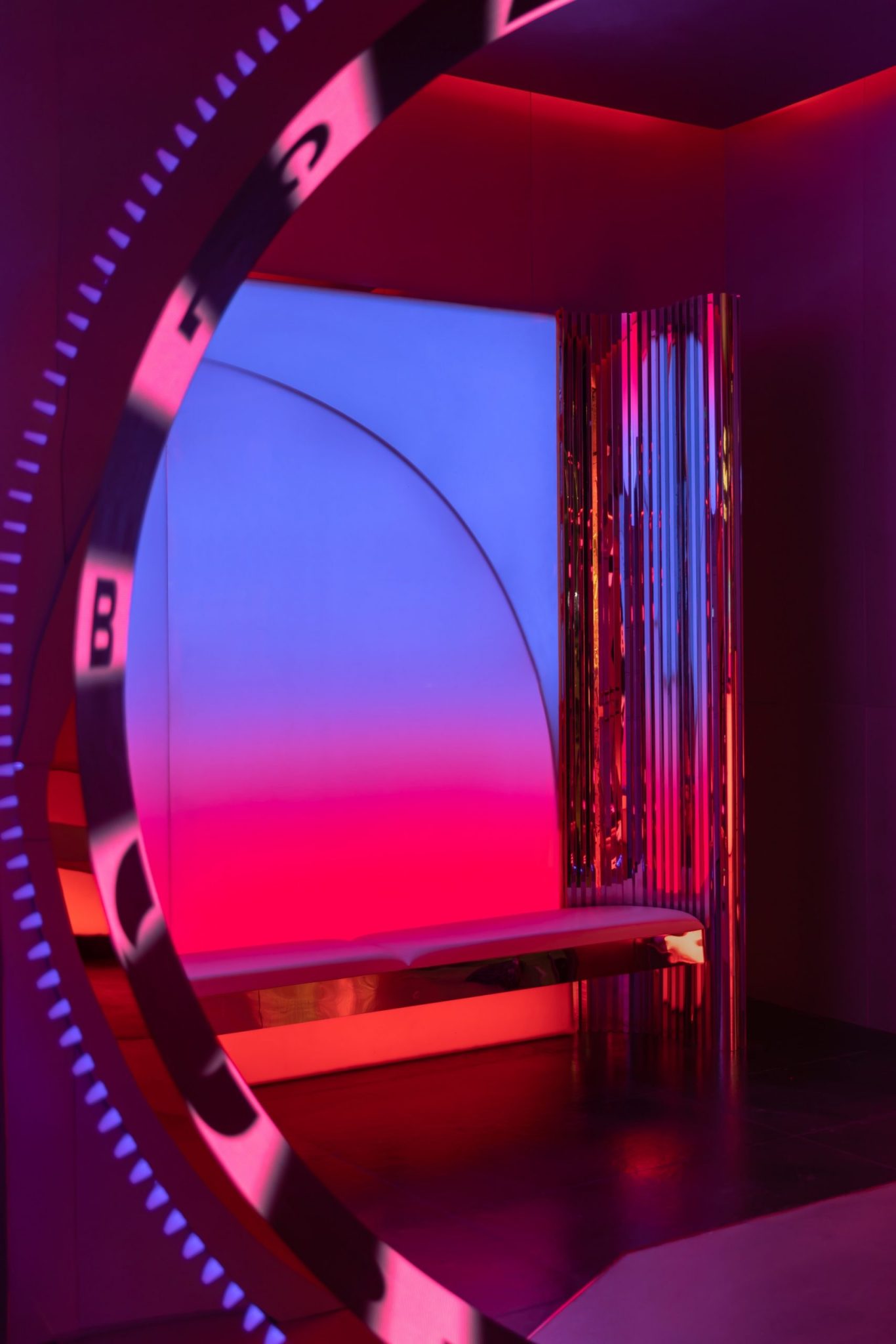 CC CLUB 以品牌记忆唤醒空间情绪 / 一展设计 – mooool木藕设计网