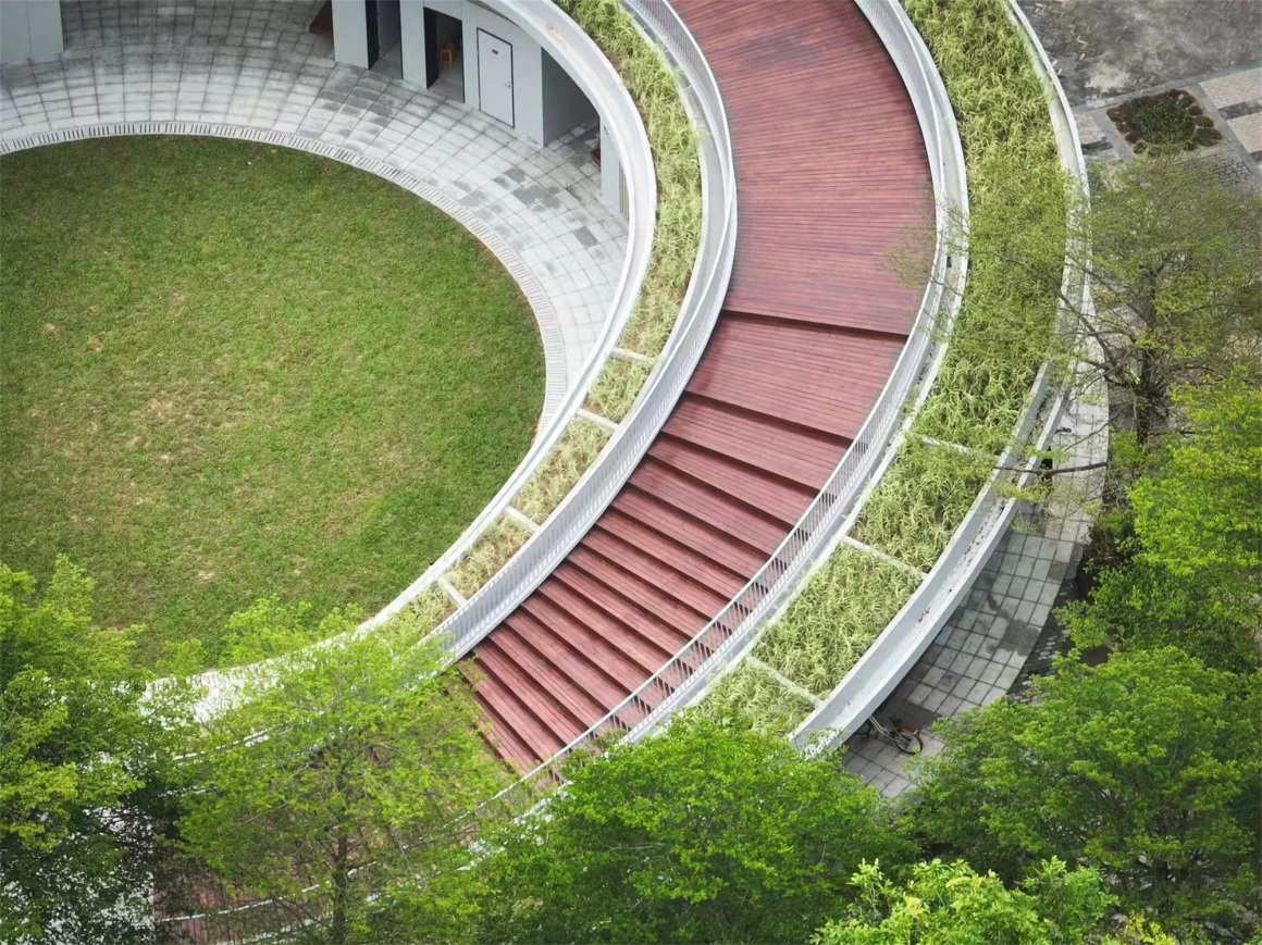 Design of Public Toilet in Shenzhen Bay Haifeng Sports Square by CCDI GROUP 21 STUDIO – mooool