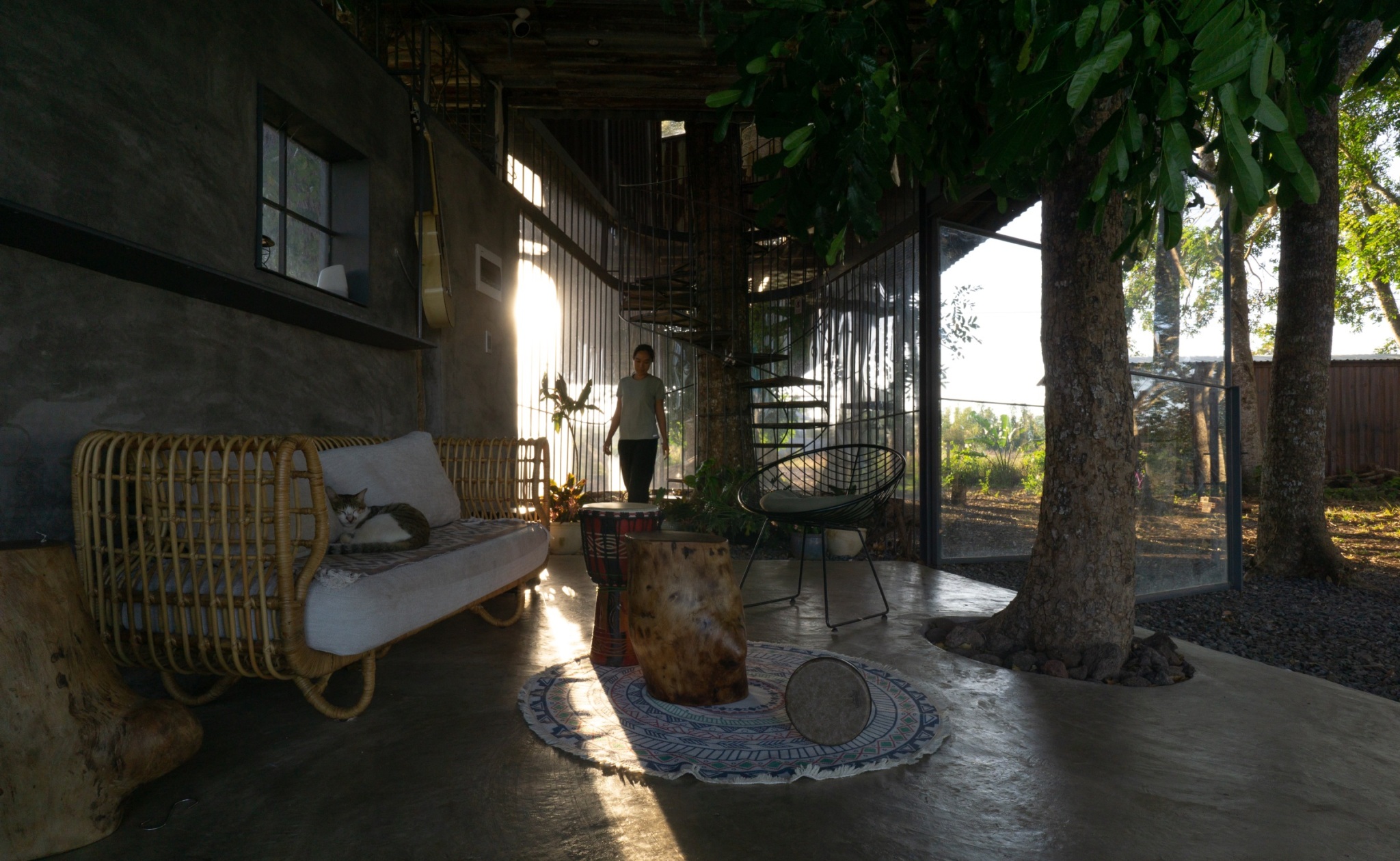 湖边的树屋，承载童年的美好时光 / H2 – mooool木藕设计网