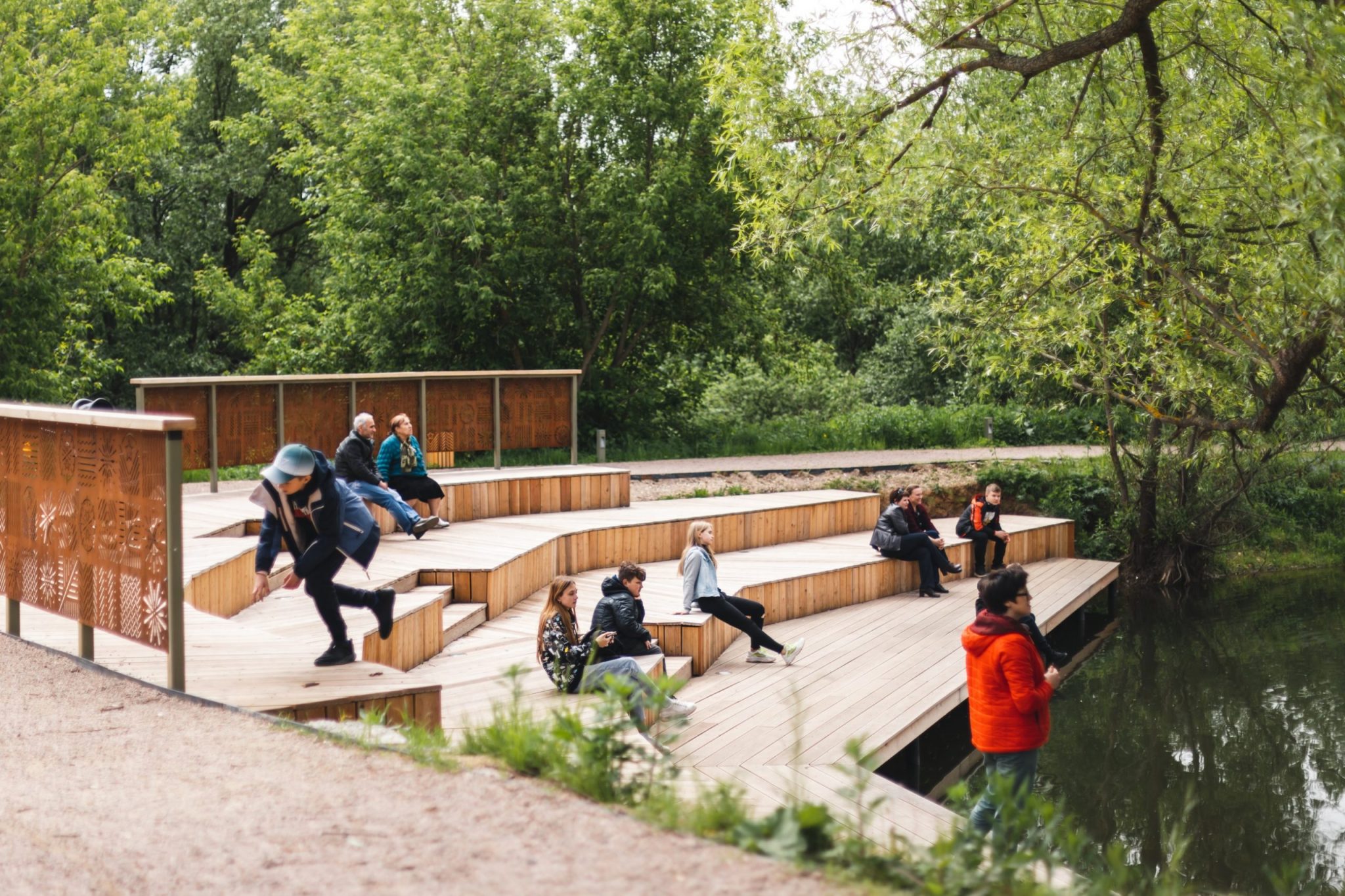 Rediscover river Vyazma. Renovation of the Red Sosenki recreation area ...