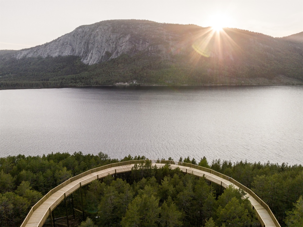 穿山越岭 | 在树梢上漫步 / EFFEKT – mooool木藕设计网